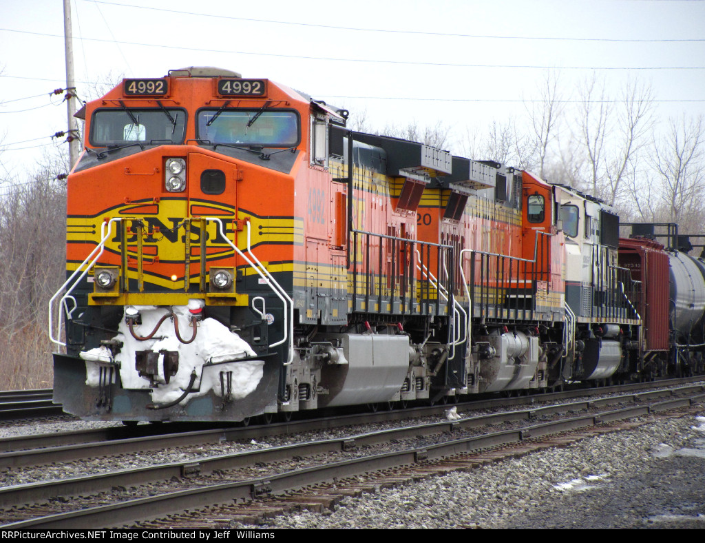BNSF 4992